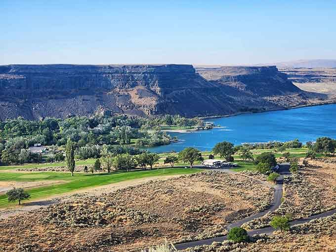 Three and a half miles of ancient waterfall rim, currently experiencing a 13,000-year dry spell.