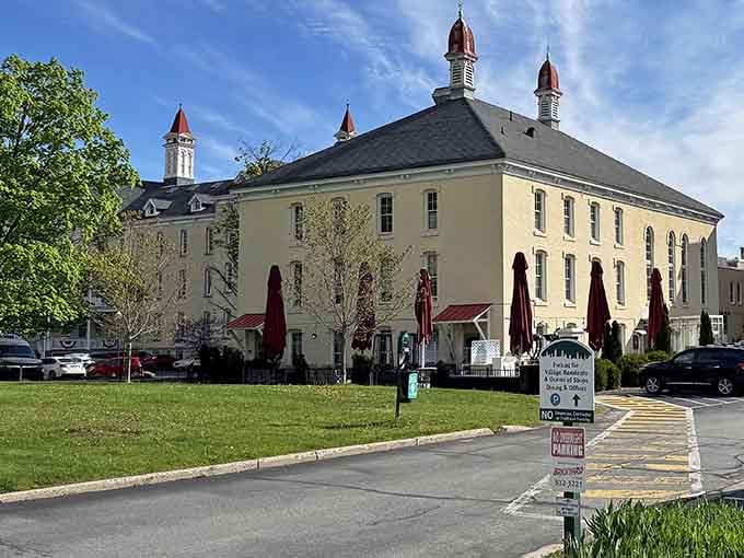 Those red-capped cupolas rising above yellow brick aren't just architectural eye candy &ndash; they're your beacon to retail bliss.