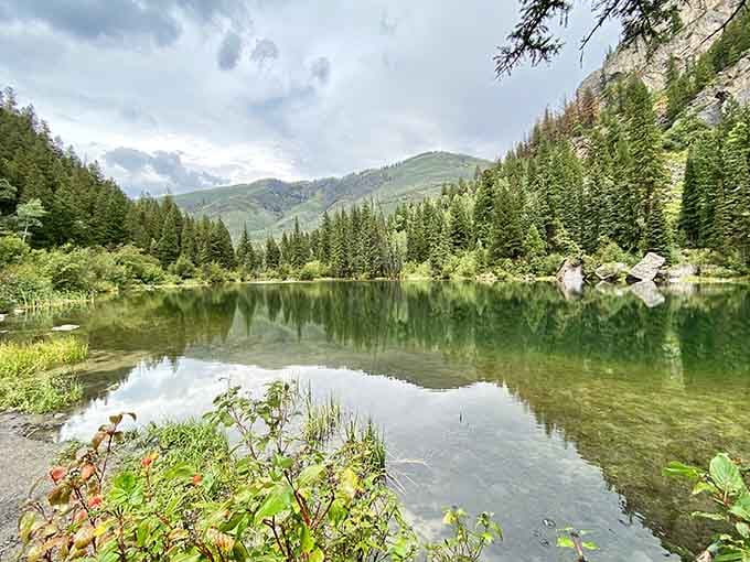 Mirror, mirror on the mountain, who's the fairest alpine lake of all? Spoiler: it's this one.