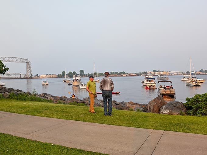 Harbor watching is basically free therapy, especially when boats are bobbing around like they own the place.