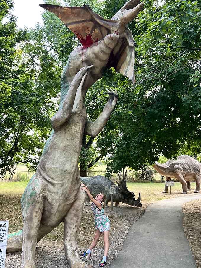 This dinosaur battle scene captures the drama of prehistoric life with all the subtlety of a monster movie.