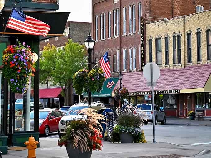Main Street's hanging baskets and vintage lampposts create an atmosphere that cameras absolutely adore capturing endlessly.