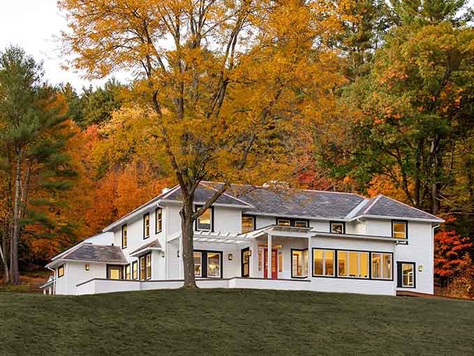 This hillside beauty proves western Massachusetts knows how to do modern architecture without forgetting its roots.