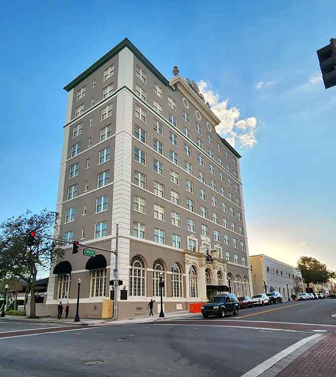 This elegant tower stands tall like it's reminding everyone that affordable doesn't mean you sacrifice style or dignity.