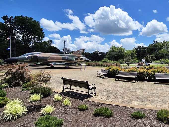 Park benches positioned among fighter jets offer the most unusual—and inspiring—lunch spots in Kentucky.