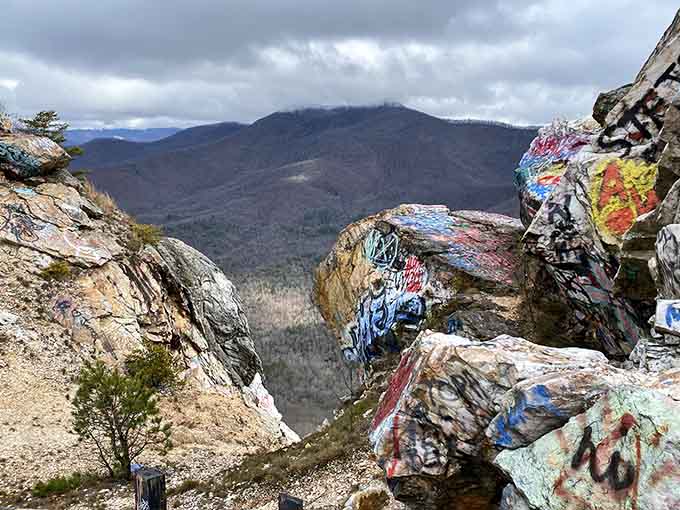 Even the rocks tell stories here, decorated by hikers who wanted to leave their mark on magic.
