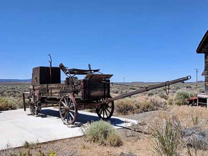 This pioneer wagon carried everything families owned across brutal terrain, making your last move seem like a cakewalk.