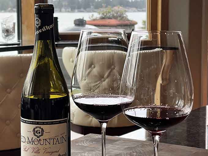 Red Mountain wines ready for their close-up, because even wine deserves its moment to shine.