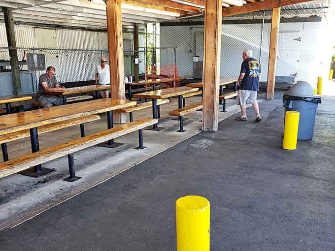 Covered picnic tables where you can enjoy your meal without worrying about sun or sudden rain.