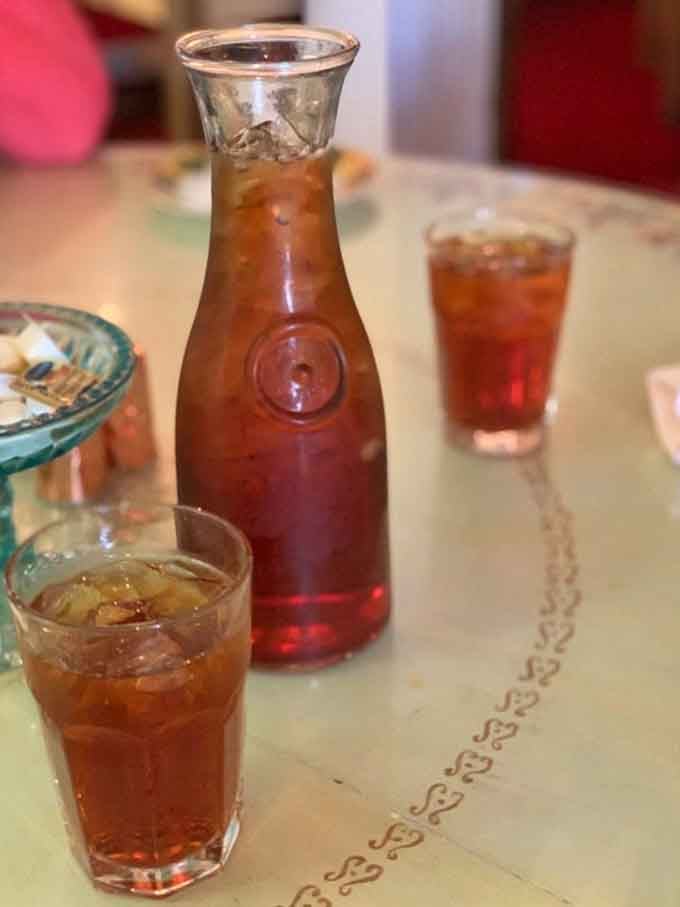 Iced tea in proper carafes, served the way civilized people have been doing it for generations.