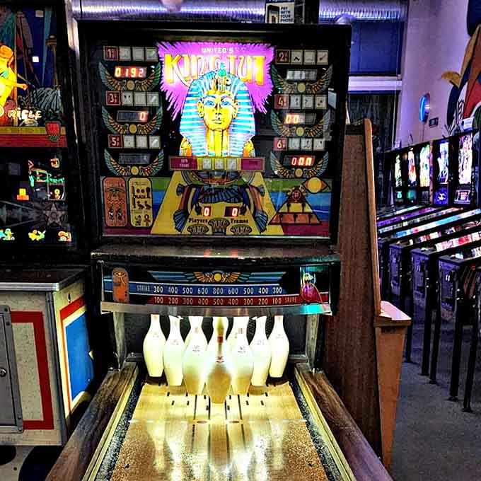 This vintage bowling game proves that knocking down pins has been satisfying humans since way before your smartphone existed.