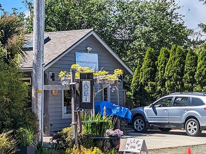 Local art galleries tucked into charming spaces, because creativity thrives where the air tastes like salt and freedom.
