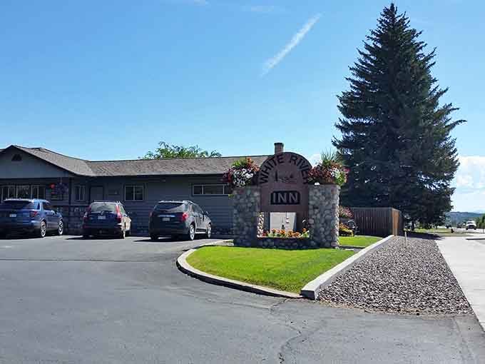 The White River Inn welcomes travelers with mountain hospitality and the kind of comfort that makes you want to extend your stay.