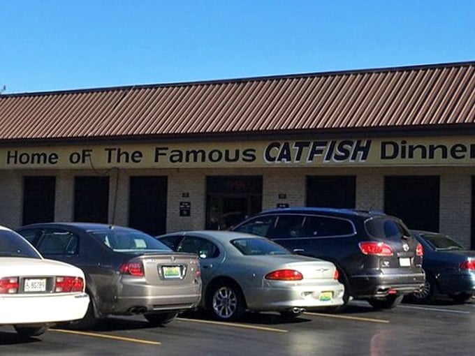A packed parking lot at lunchtime tells you everything the fanciest advertising campaign never could about quality.