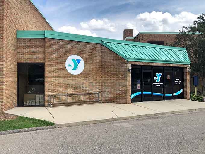 Community facilities that serve residents without requiring a second mortgage just to join, refreshingly accessible for everyone here.