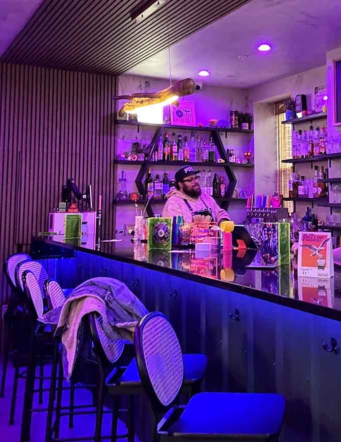 A well-stocked bar means you can toast your strikes or drown your sorrows after another split, your choice entirely.
