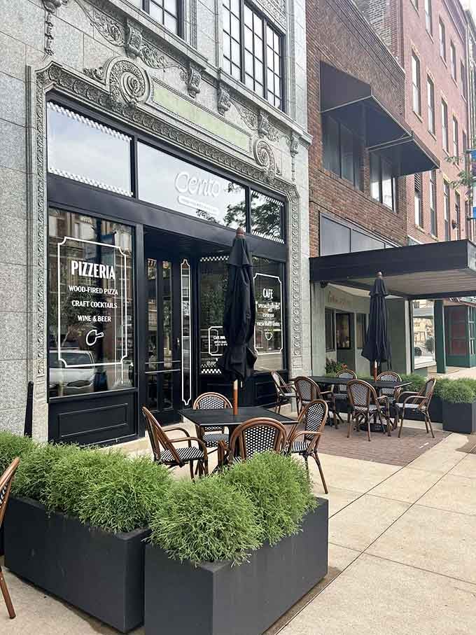 Outdoor dining on Broadway Avenue beats eating in your car in a parking lot any day.