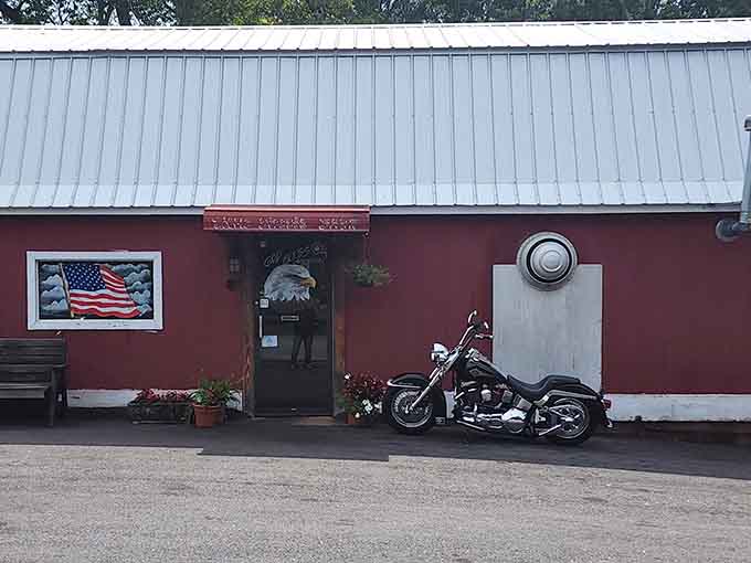 The entrance welcomes you with patriotic pride and the promise of breakfast that'll stick to your ribs.