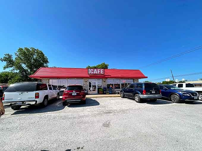 Jimmy's Cafe draws crowds that suggest the food inside lives up to the promise of that packed parking lot.