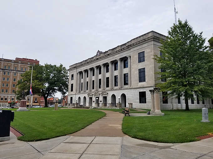 Government buildings used to make statements about civic pride, and this courthouse absolutely delivers that message.