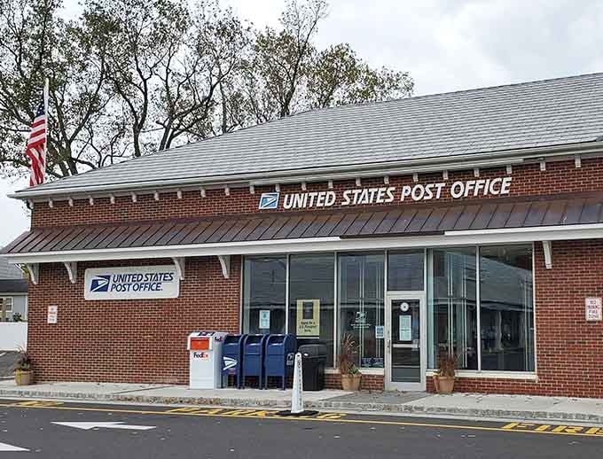 Even the post office here looks too charming to be associated with waiting in long lines.