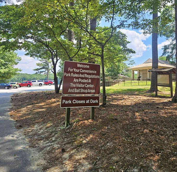 The parking area fills fast on beautiful days, but that's what arriving early or fashionably late solves.