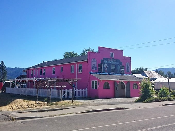 Bold pink walls make this building impossible to miss, like your aunt's favorite lipstick shade from 1985.