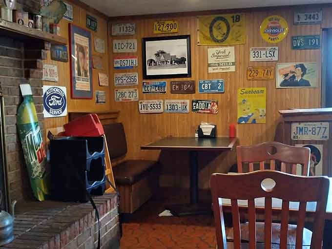 Every booth tells stories of countless meals shared, celebrations enjoyed, and burgers devoured with appropriate enthusiasm.