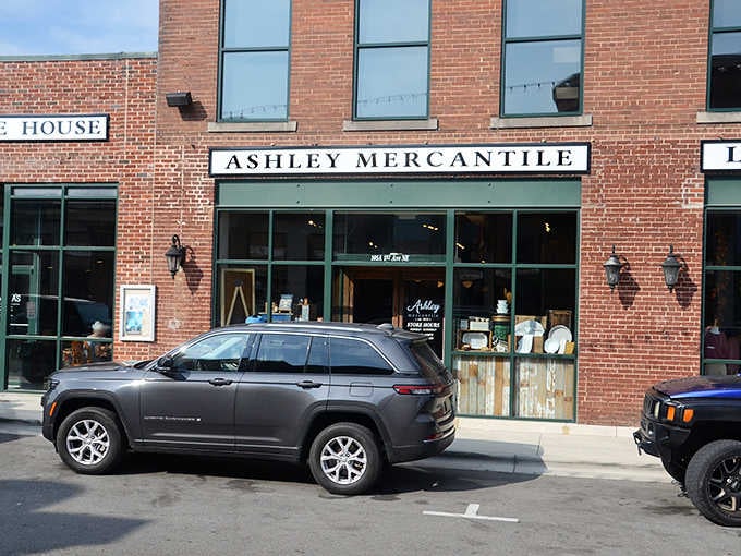 Ashley Mercantile stocks the kind of finds that make you rethink your entire home décor situation.
