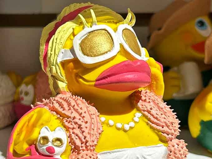 This glamorous duck rocks pearls and a pink boa, proving that bath time can absolutely be a black-tie affair.