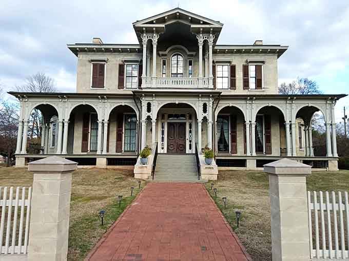 The mansion's commanding presence makes it impossible to pass by without stopping for a long, admiring look.