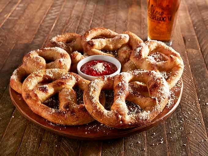 These pretzel bites with cinnamon sugar prove that dessert doesn't always need to wait until the end.