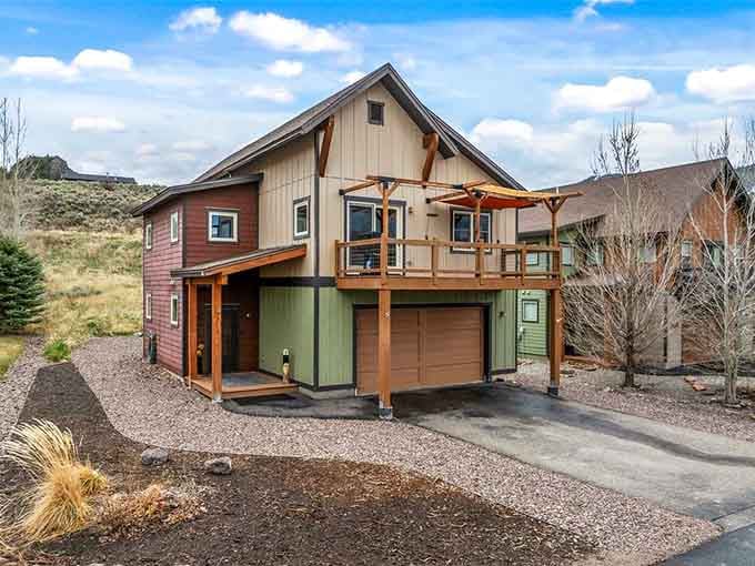 Modern mountain homes prove Oak Creek isn't stuck in time, just selective about which parts of progress to embrace.