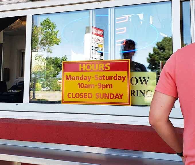 Closed Sundays means even burger joints need a day of rest, so plan your cravings accordingly.