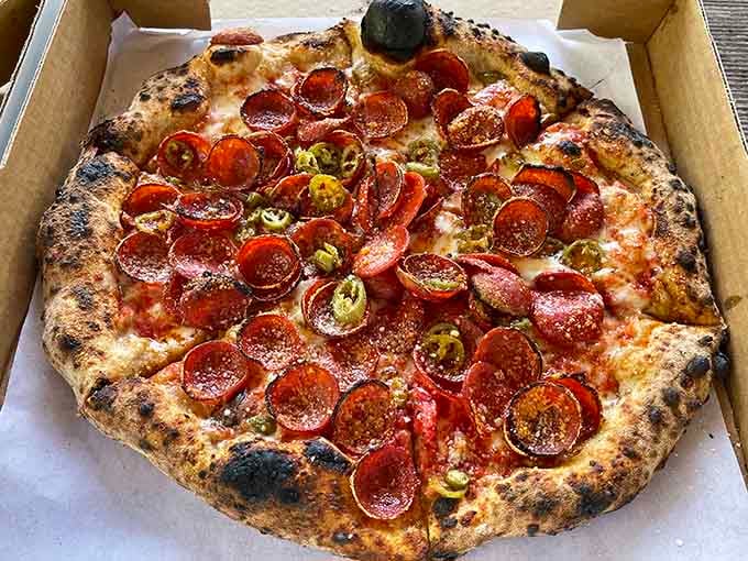 Generous pepperoni with a spicy kick across that perfectly charred crust: sometimes the crowd-pleasers please crowds for very good reasons.