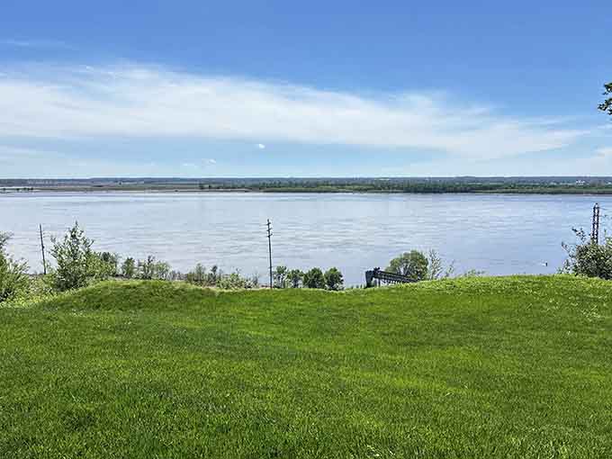 Rock Spring Park stretches along the Mississippi, offering miles of natural beauty at no charge whatsoever.