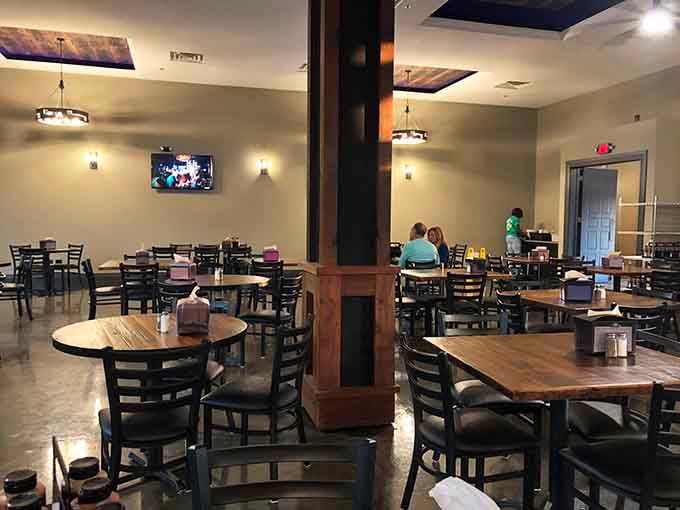 Spacious dining room with plenty of seating, because great barbecue deserves room to spread out and relax.