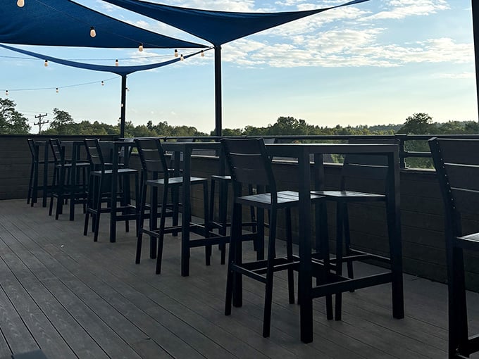 Rooftop seating under Ohio skies turns a good meal into an experience worth driving across three counties.