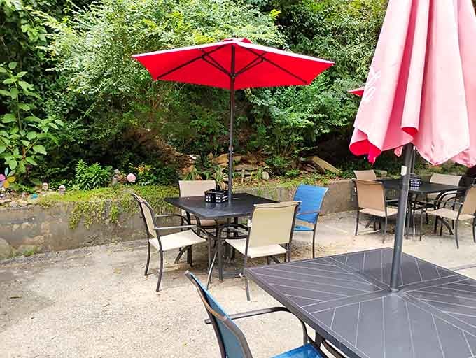 Outdoor seating with umbrellas means you can enjoy your meal while soaking up some Kentucky sunshine and fresh air.