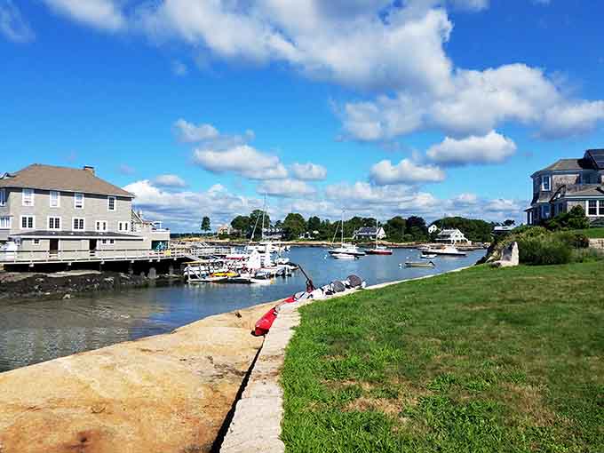 Sachem's Head Yacht Club overlooks a harbor where boats bob peacefully, living their best nautical lives without rushing anywhere.