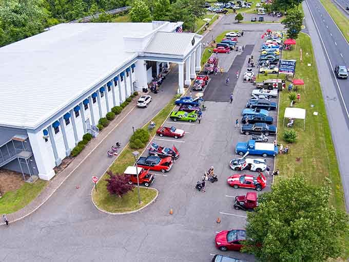 From above, the parking lot tells the story&mdash;this place draws crowds who know a hidden treasure when they find one.