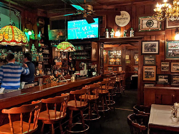 The bar's Tiffany lamps and wood paneling create a cozy spot for pre-dinner drinks and conversation.