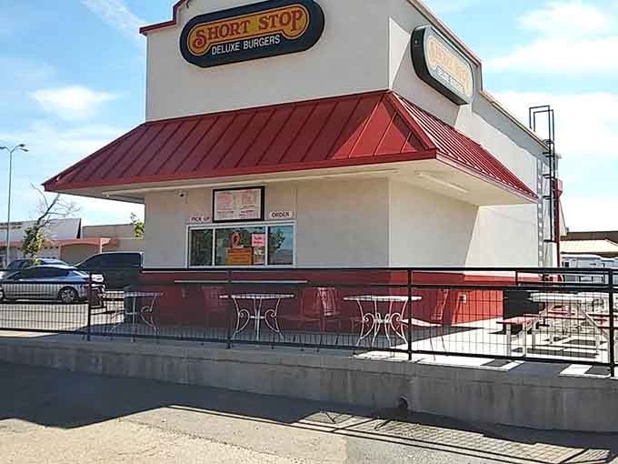 A few outdoor tables where you can enjoy your burger while contemplating life's simple pleasures.