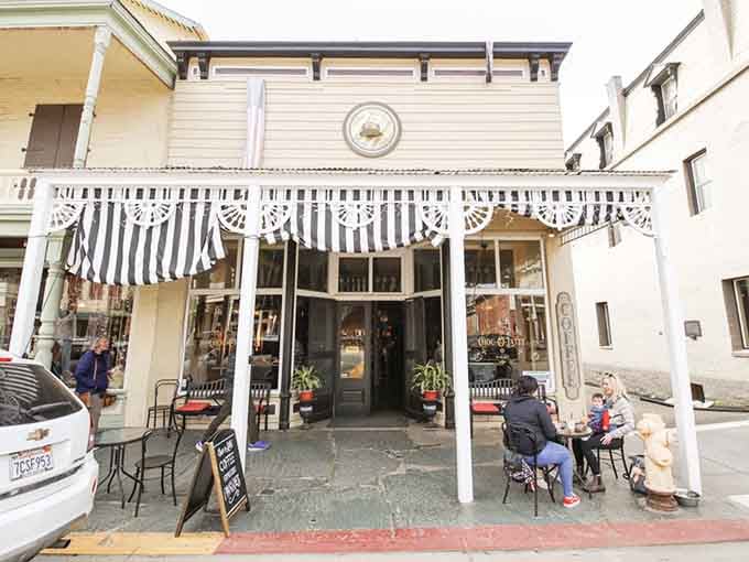 When your storefront looks this inviting, you don't need a marketing budget, just a door that opens.