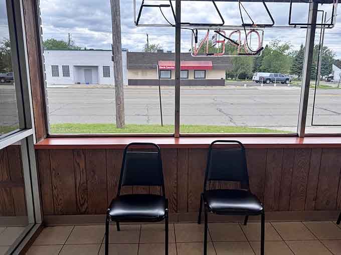 Window seating with a view of Fort Street, perfect for contemplating life's big questions while digesting serious amounts of ribs.