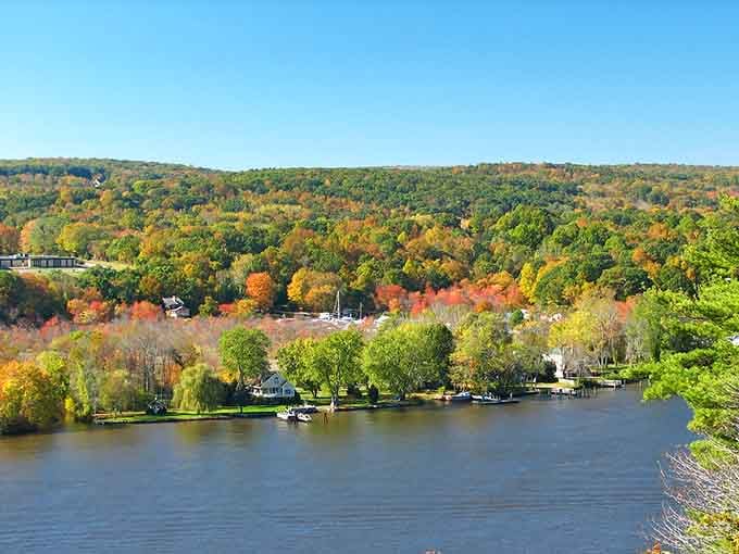 The Connecticut River Valley spreads out in technicolor splendor, reminding you why people write poetry about New England.