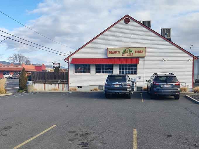 Hazel's Good Eats delivers exactly what the name promises: honest food without the fuss, frills, or Instagram-worthy plating requirements.
