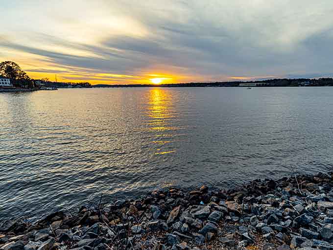Sunset views like this remind you why "unplugging" became such a popular concept.