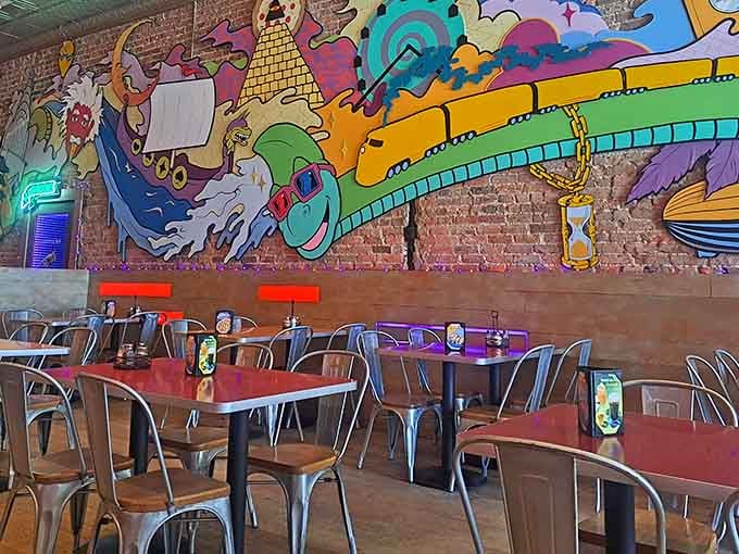More murals, more color, more proof that eating should always come with a side of visual entertainment.