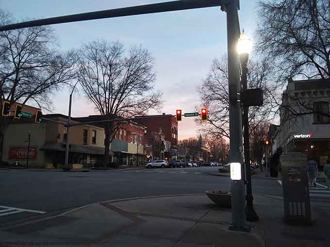 Downtown streets at dusk glow with that small-town magic that makes you slow down and actually enjoy life.